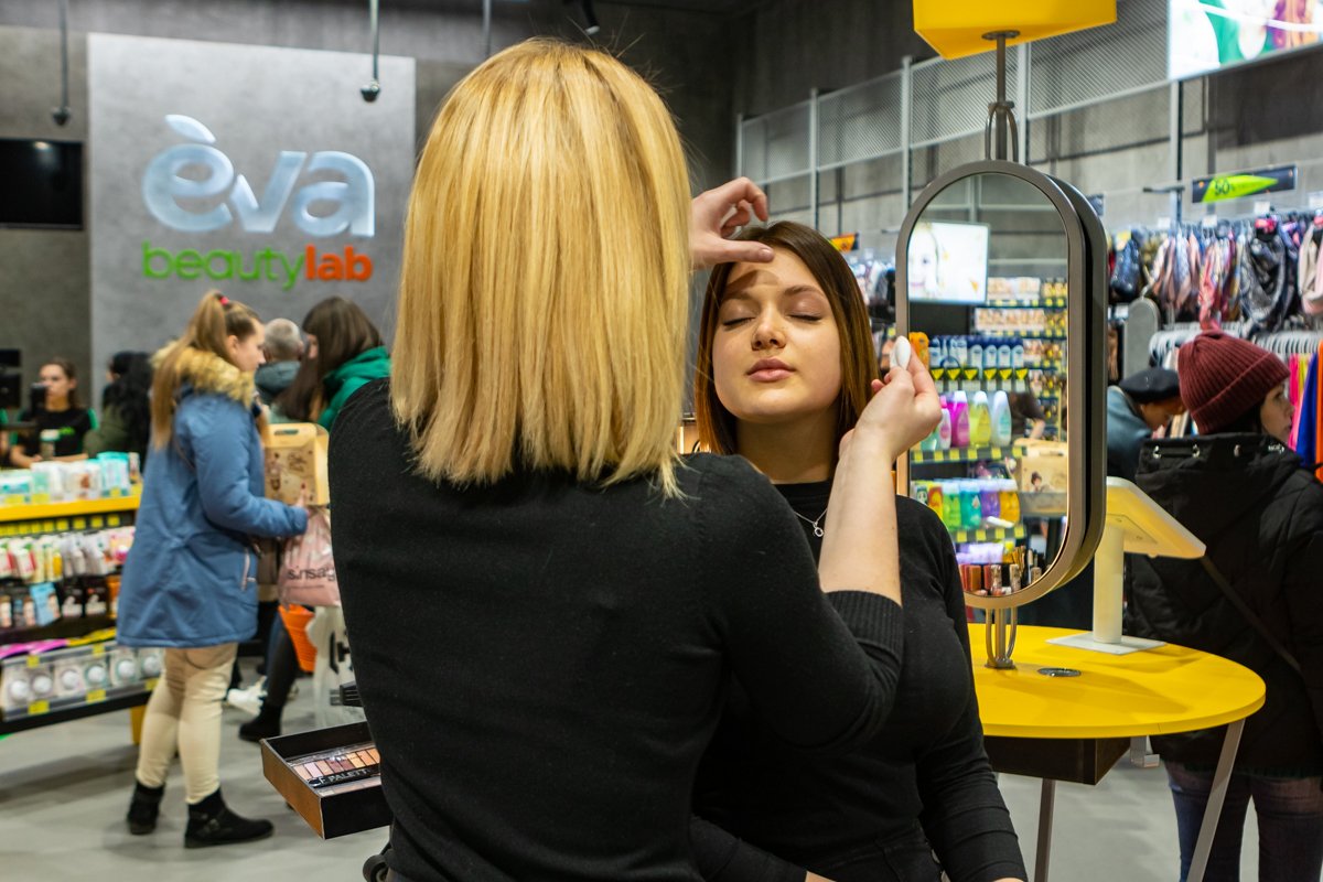 В Днепре открылось пространство красоты EVA Beauty Lab