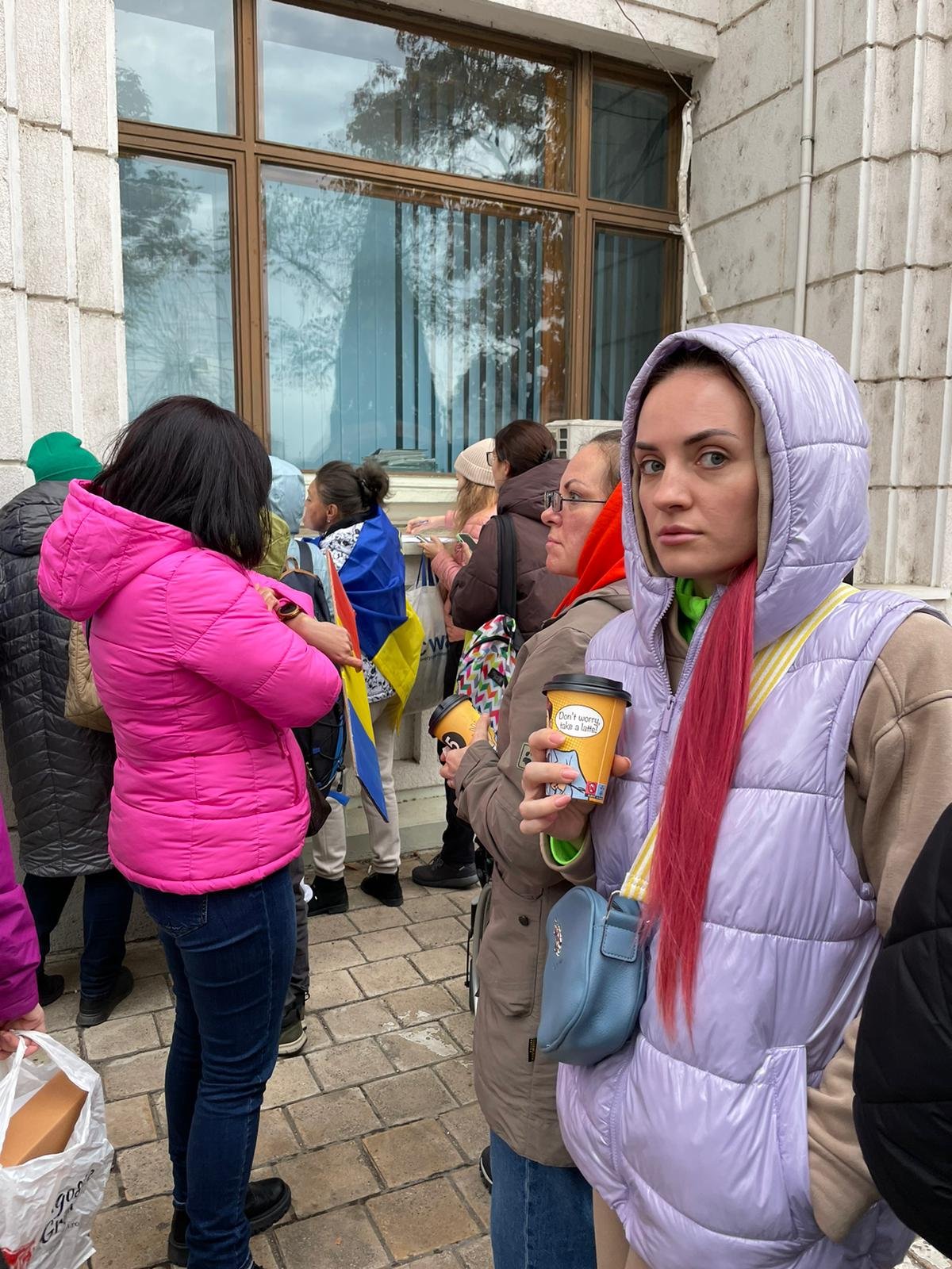 Десятки українських біженців протестували в Румунії: що вони вимагали ...